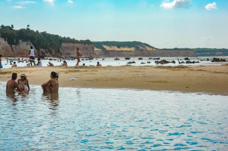 O Que Fazer em Pipa RN: Melhores Passeios [GUIA COMPLETO]