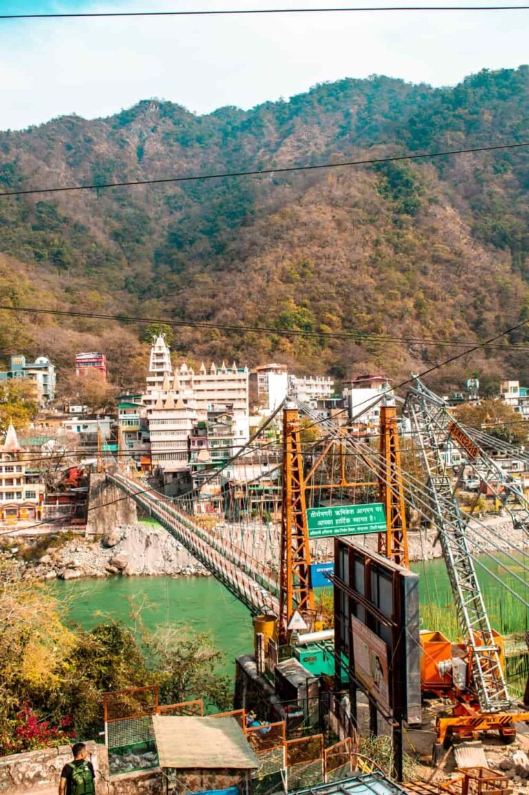 O Que Fazer em Rishikesh, a Cidade da Yoga na Índia
