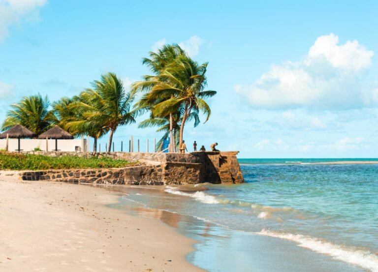 Ilha de Itamaracá: Praias, Passeios, Hospedagem, Como Chegar