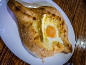 Conheça a Comida Típica da Geórgia, o País do Khachapuri